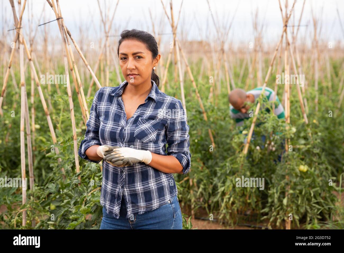 Young peruvian woman posing hi-res stock photography and images - Alamy
