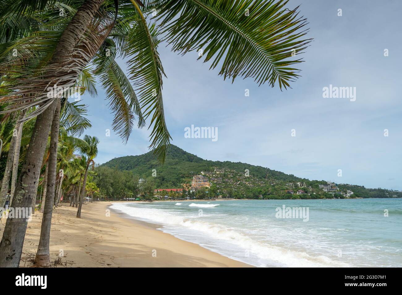 Empty tropical summer beach background Horizon with sky and white sand ...
