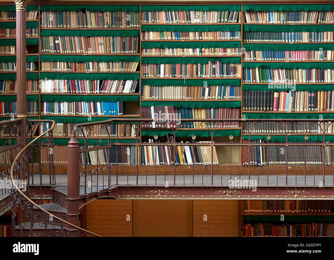 Library circulation hi-res stock photography and images - Alamy