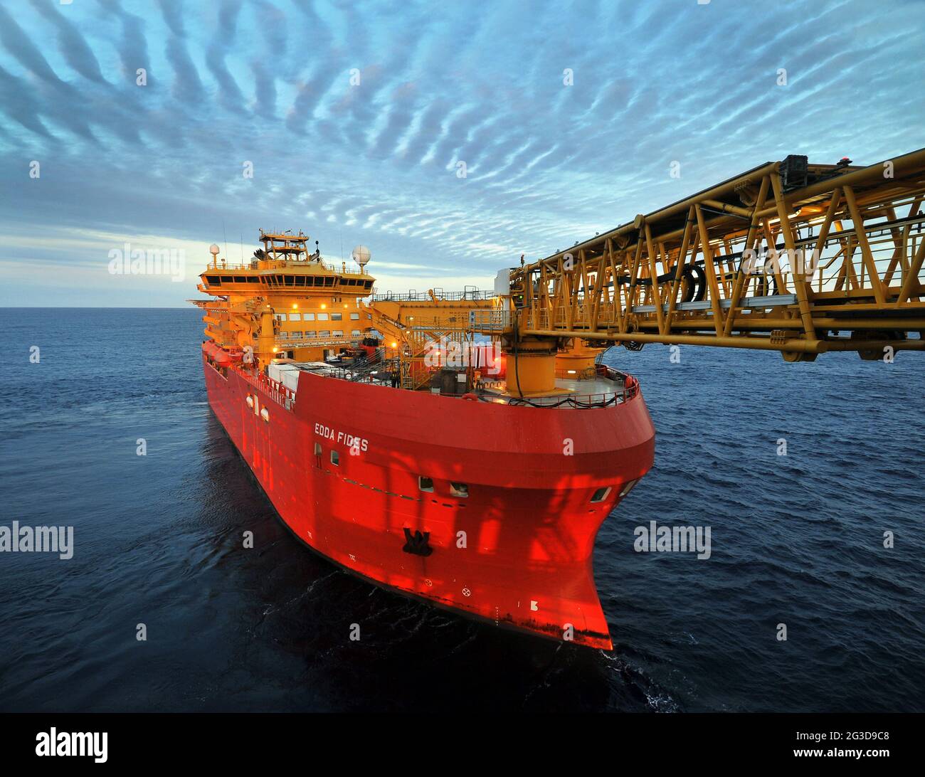 Offshore bridge hi-res stock photography and images - Alamy
