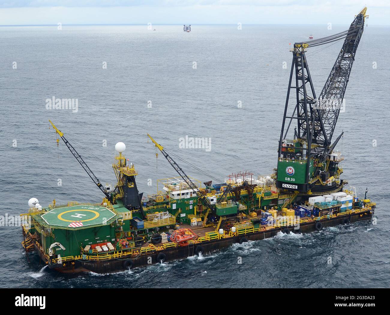 Victoria barge hi-res stock photography and images - Alamy