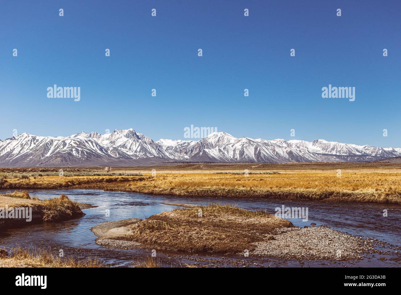 Sierra nevada river valley hi-res stock photography and images - Alamy