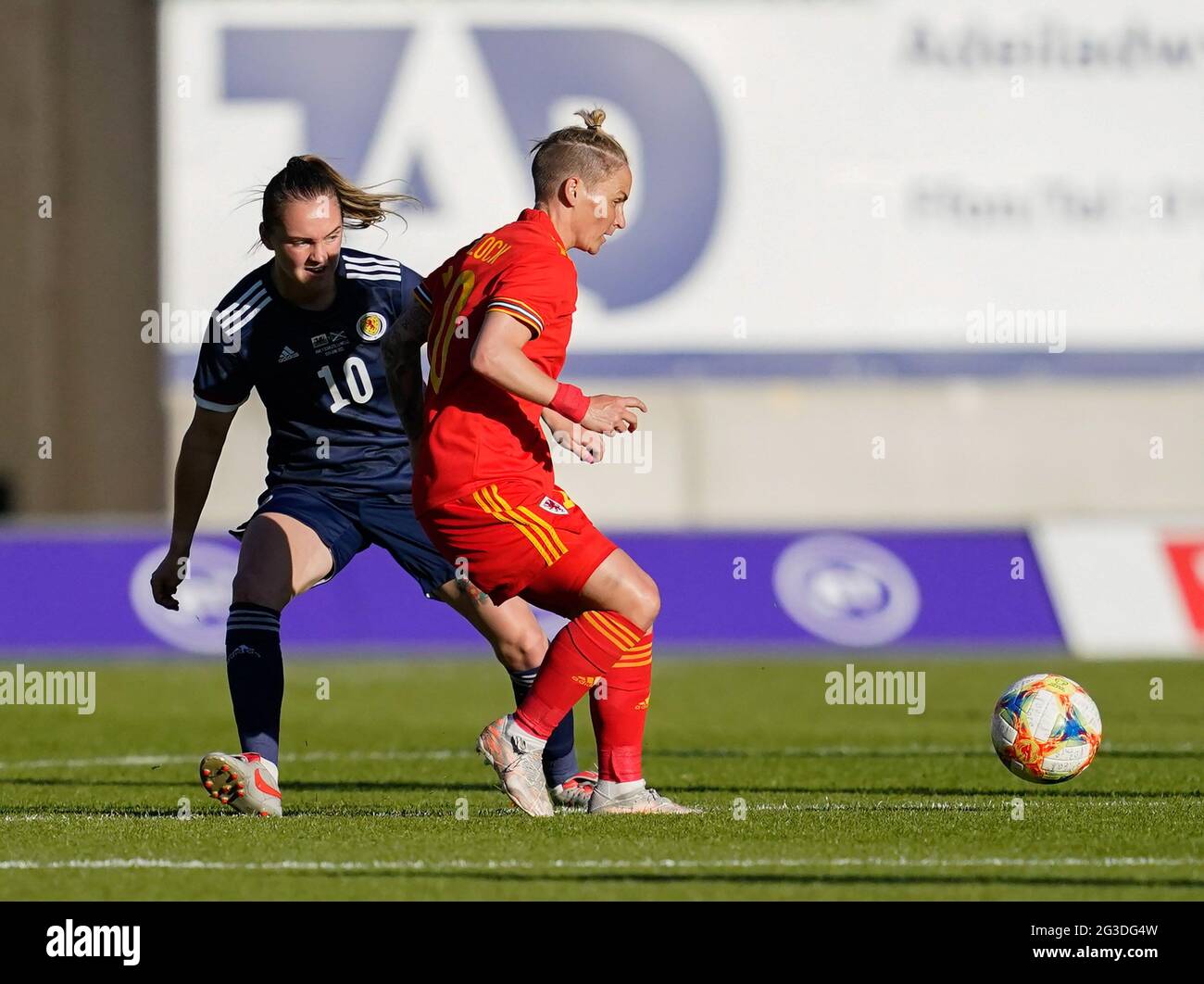 Lucy graham hi-res stock photography and images - Alamy