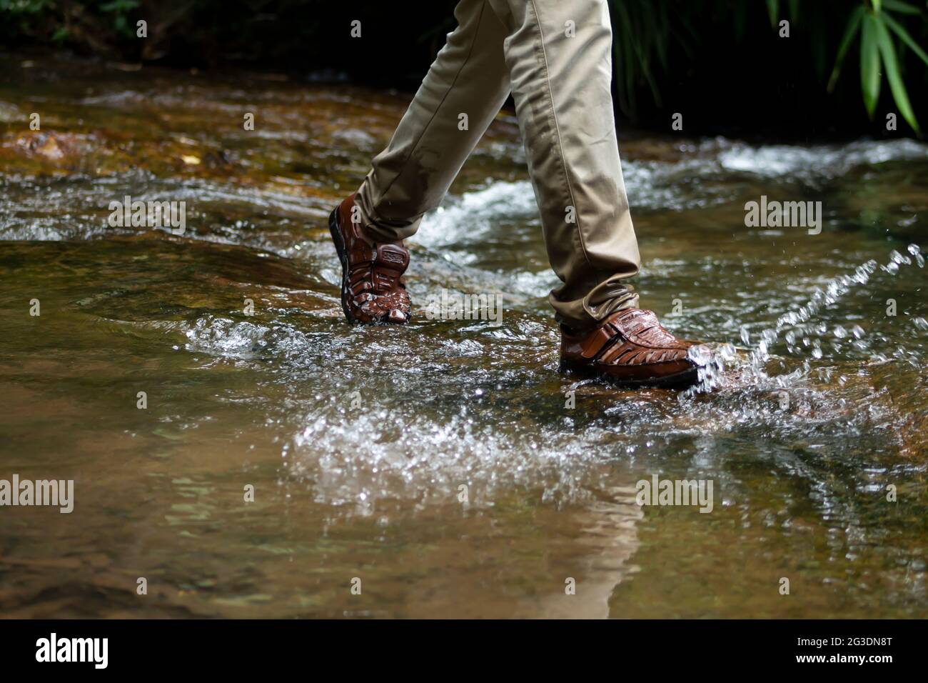 People walking on a rock hi-res stock photography and images - Alamy