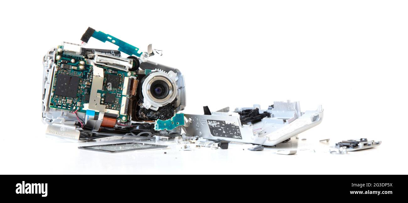 Digital camera isolated broken hi-res stock photography and images - Alamy
