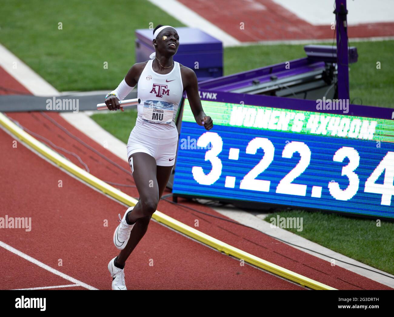 4x400 Relay High Resolution Stock Photography and Images - Alamy