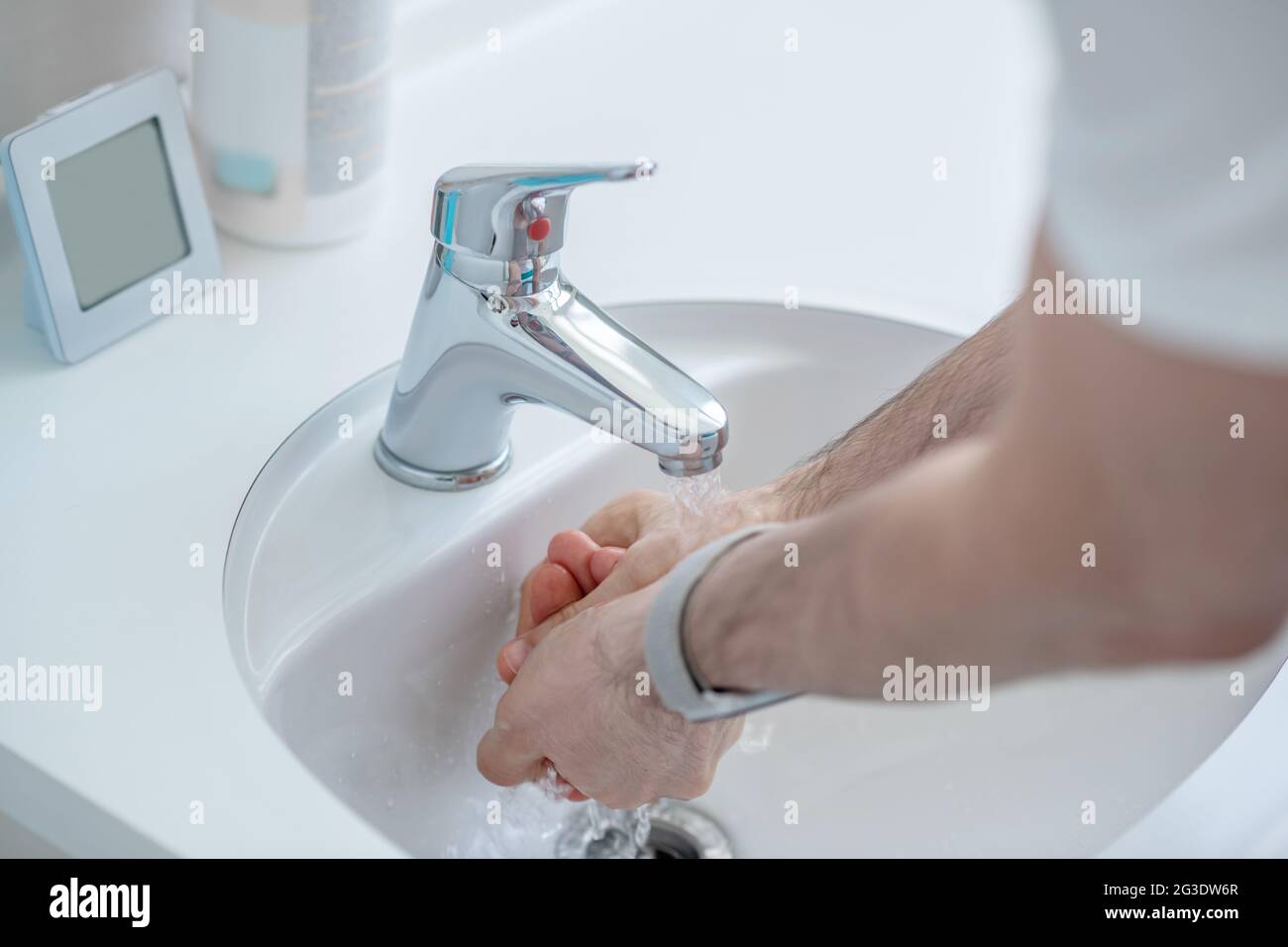 Close up picture of doctor washing his hands before surgery Stock Photo ...