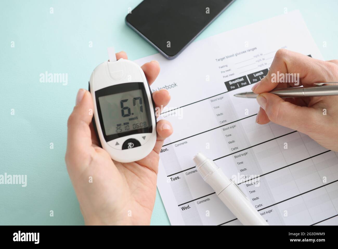 Glucose readings hi-res stock photography and images - Alamy