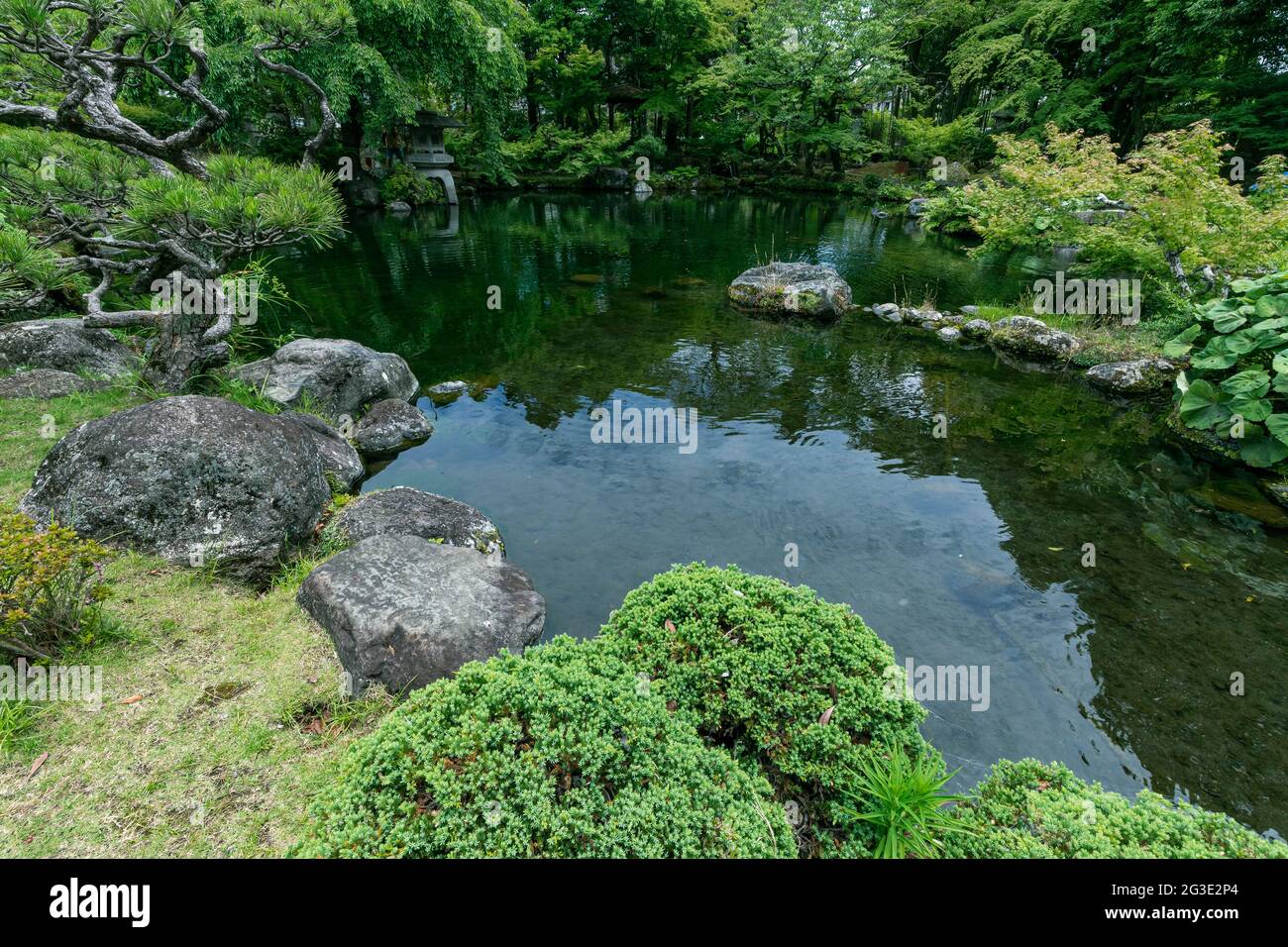 Ryusenen Garden, surrounds a Japanese house built with carefully ...