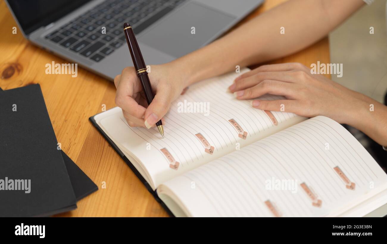 Schedule handwriting hi-res stock photography and images - Alamy