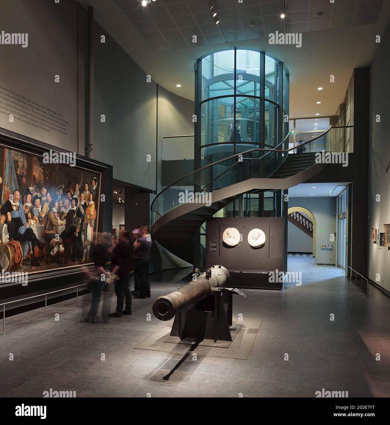 Stairs and lift in the Philips wing in the room the Republic, links of ...