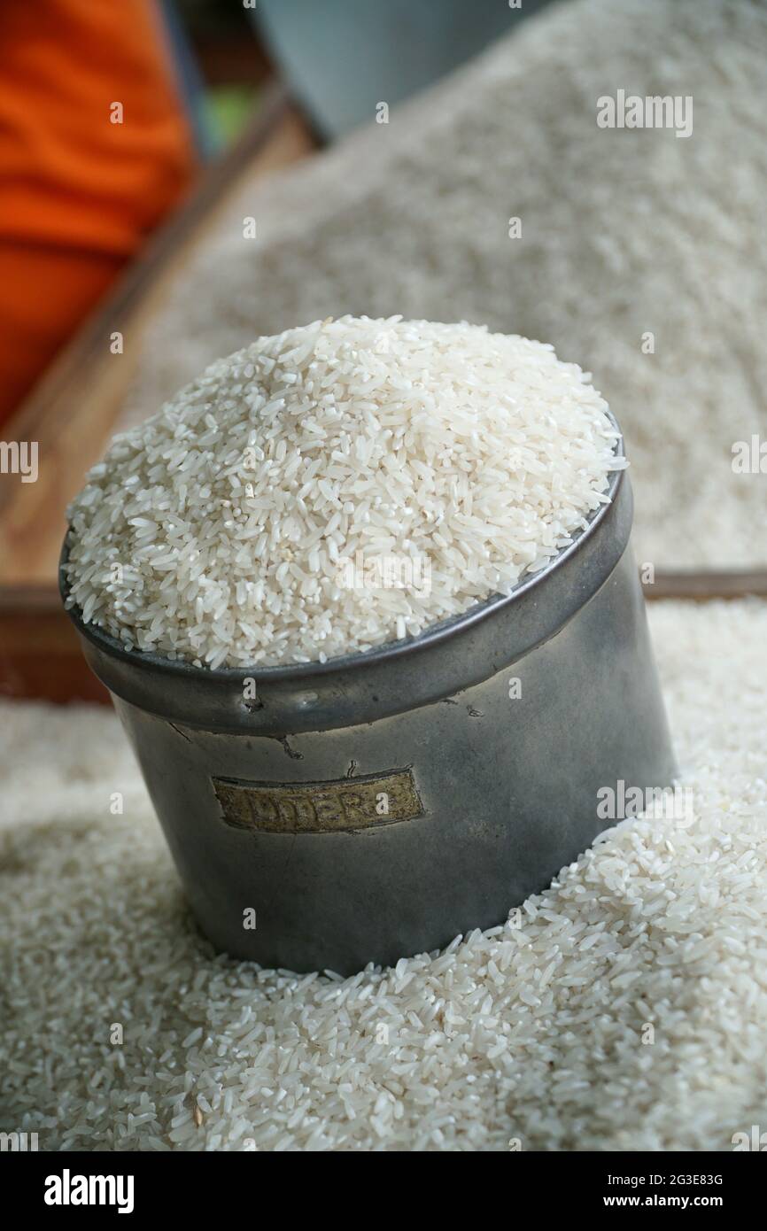 raw white rice grain at Rice Store in Traditional market in Tigaraksa ...