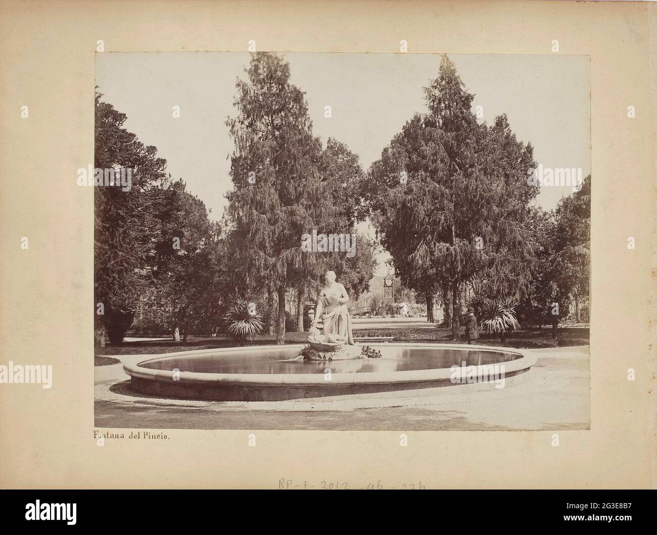 Fontana del Pincio. View of the fountain on the Pincio in Rome Stock ...