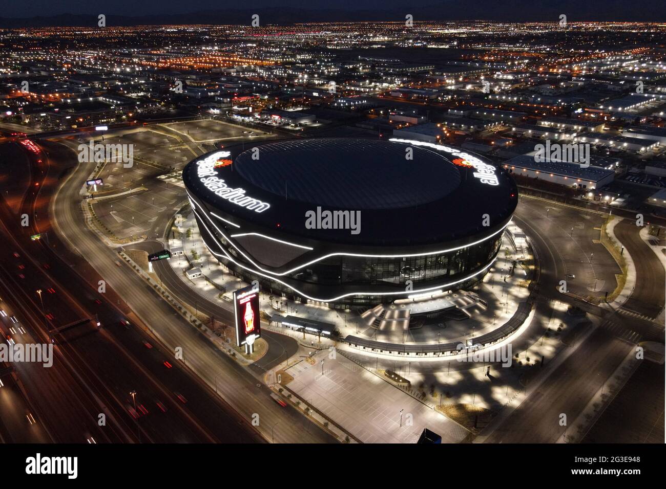 Allegiant stadium aerial view hi-res stock photography and images - Alamy