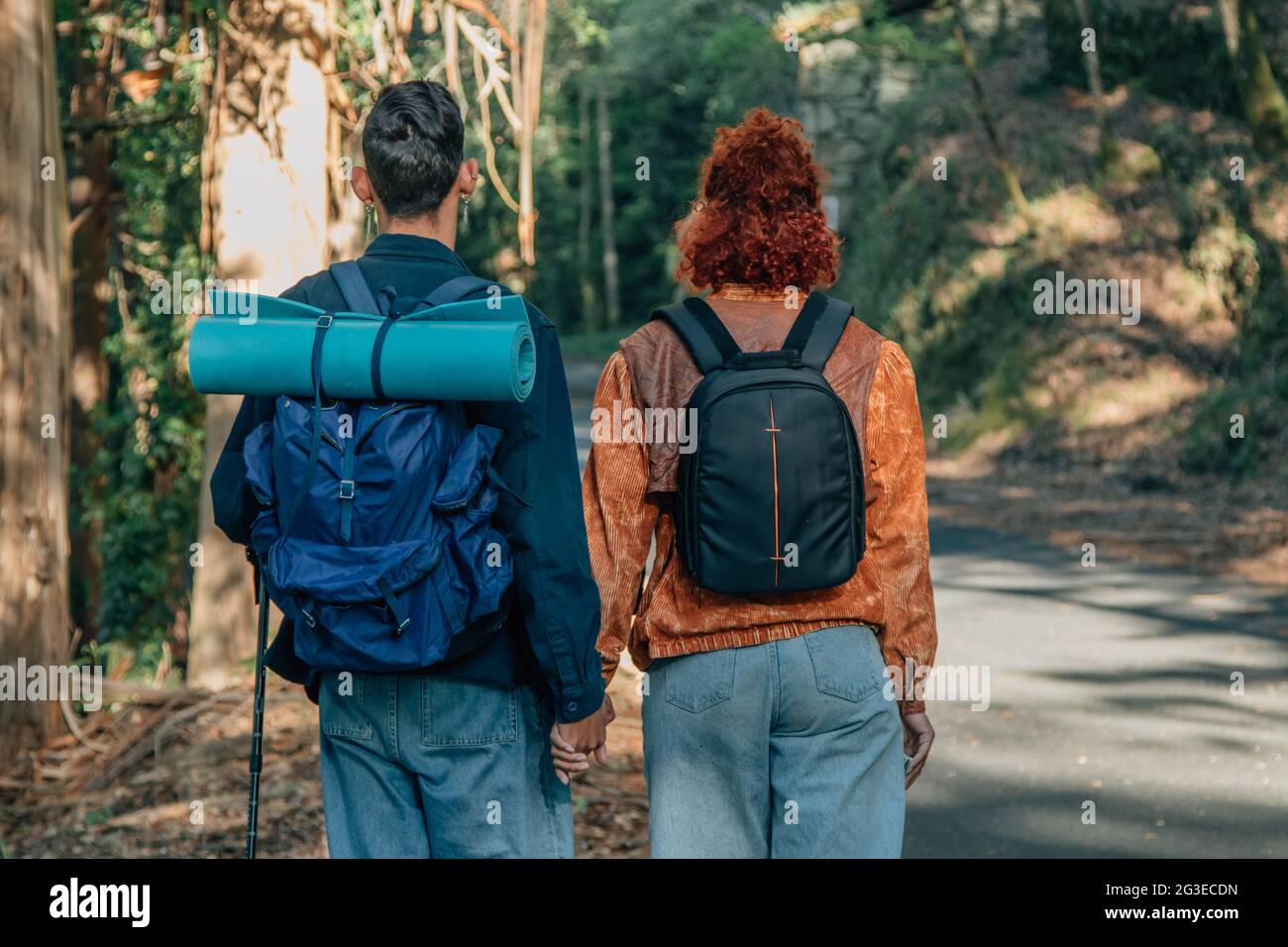 Backpacks for travel hi-res stock photography and images - Alamy