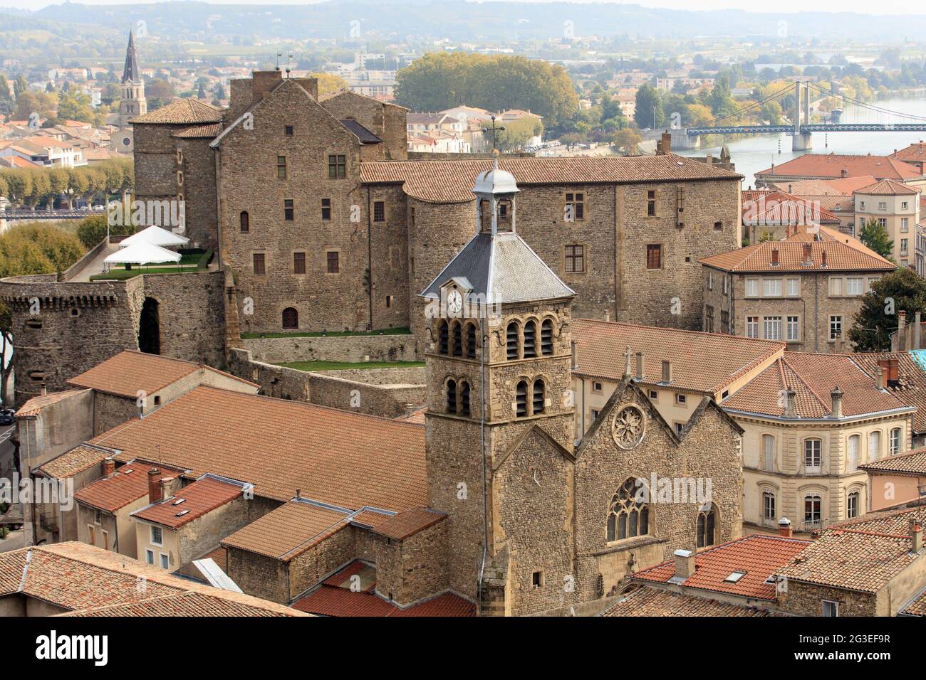 Tournon sur rhône ardèche hi-res stock photography and images - Alamy