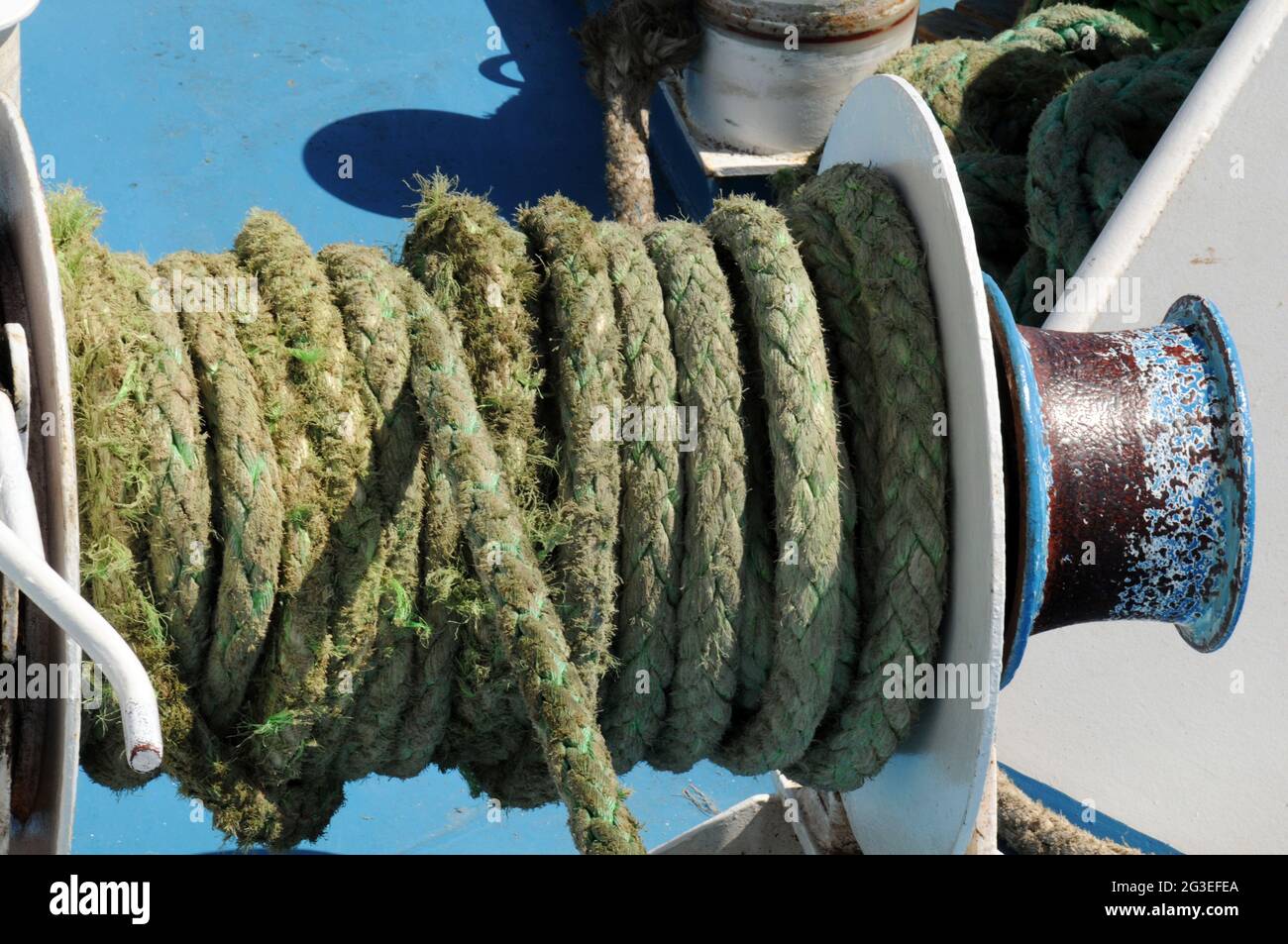 maritime theme - Sailing boat ropes Stock Photo - Alamy