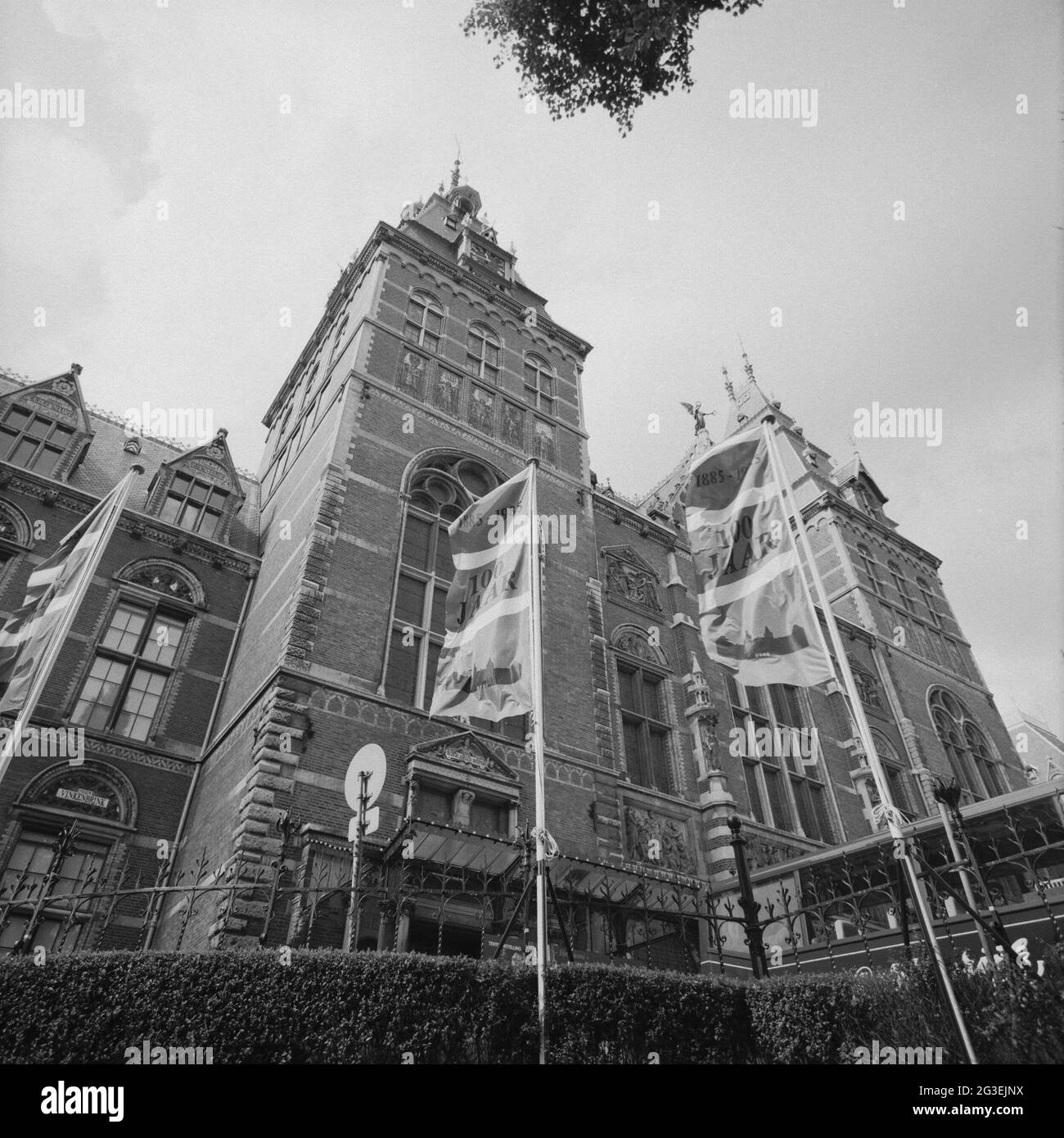 Flags building facade Black and White Stock Photos & Images - Alamy