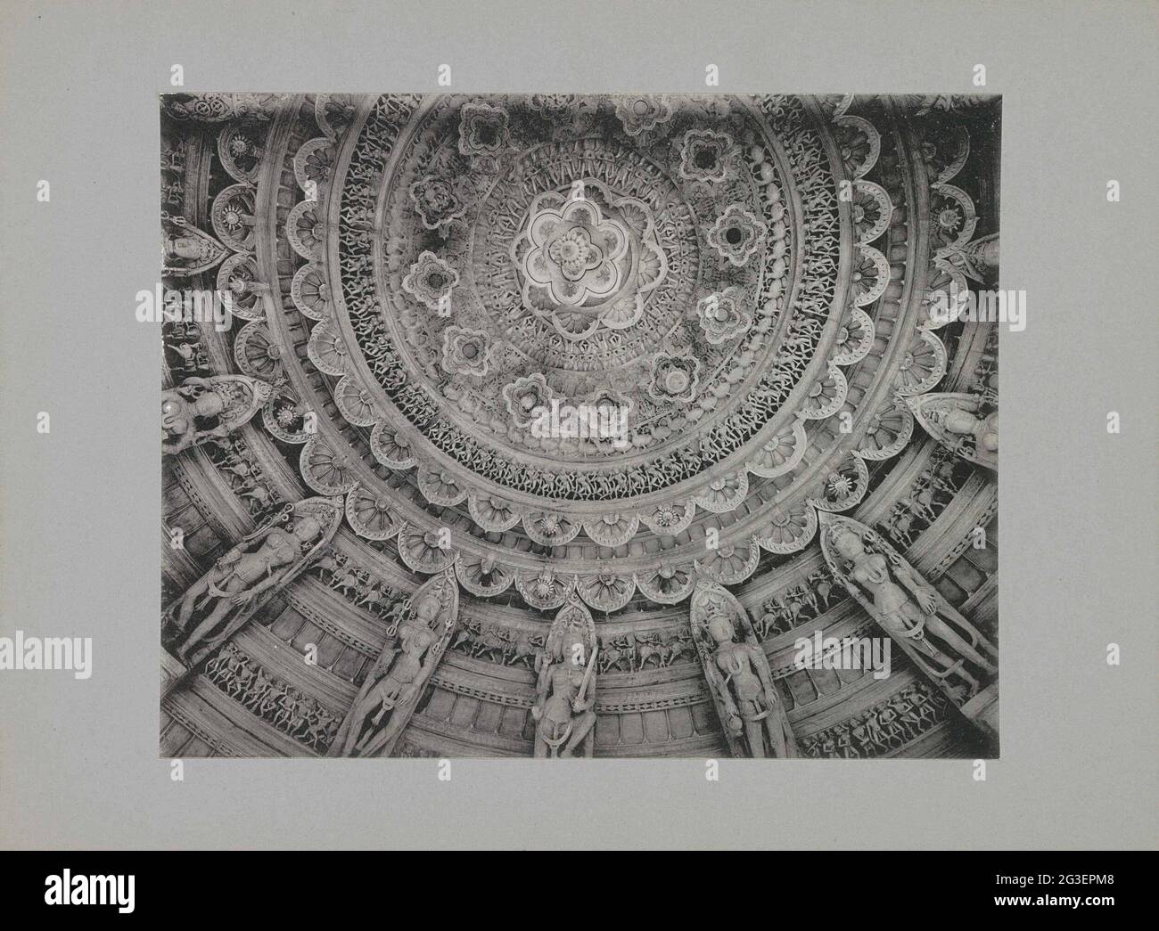 Ceiling of Dilwara Temple at Mount Abu Stock Photo - Alamy