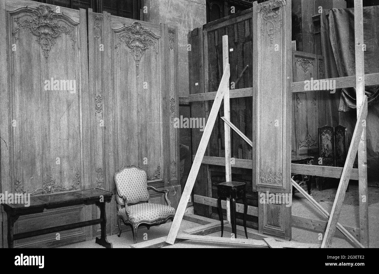 Paneling with table and armchair; Trial setups Western courtyard ...