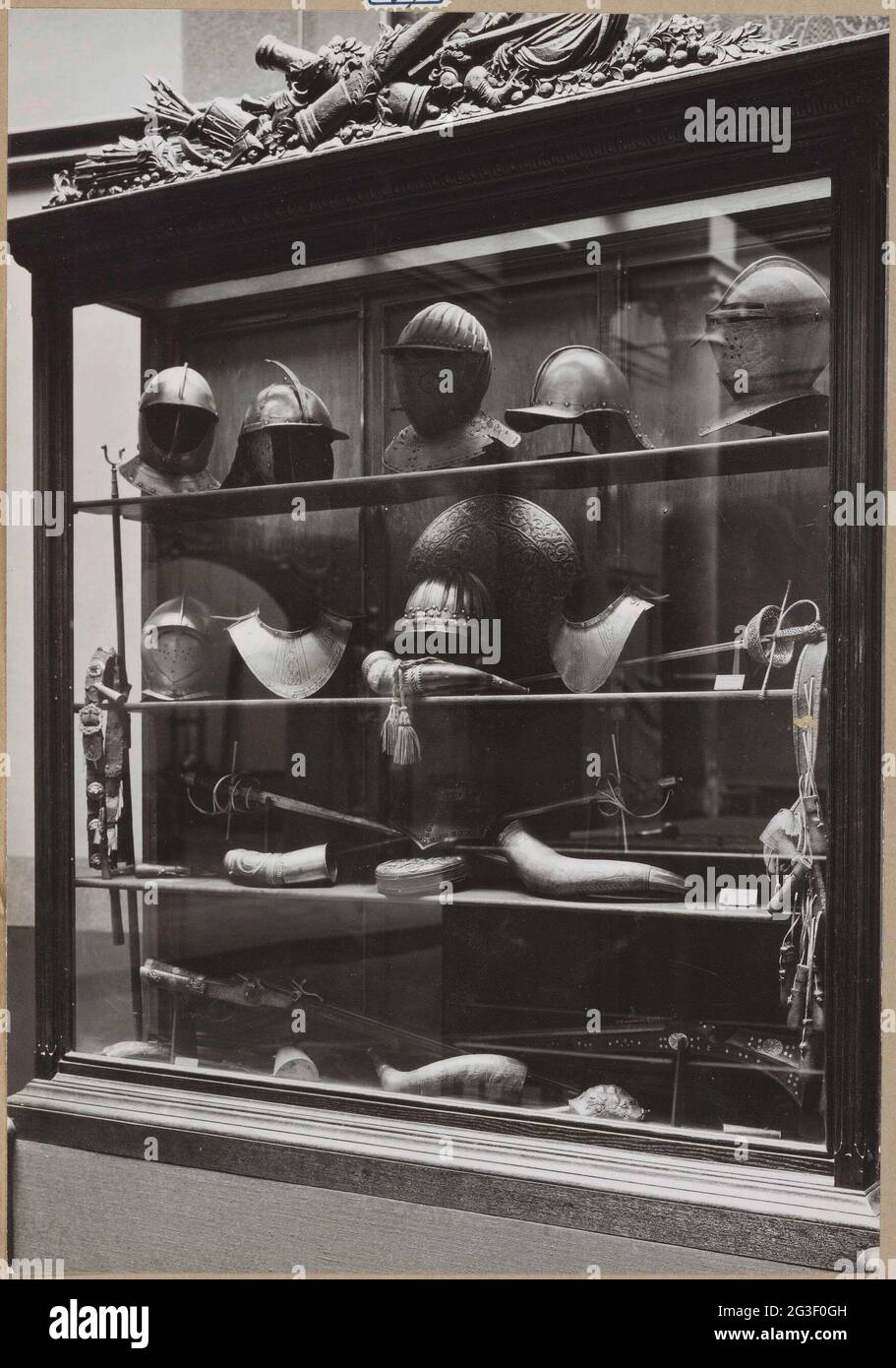 Military equipment pistols rifles hi-res stock photography and images ...