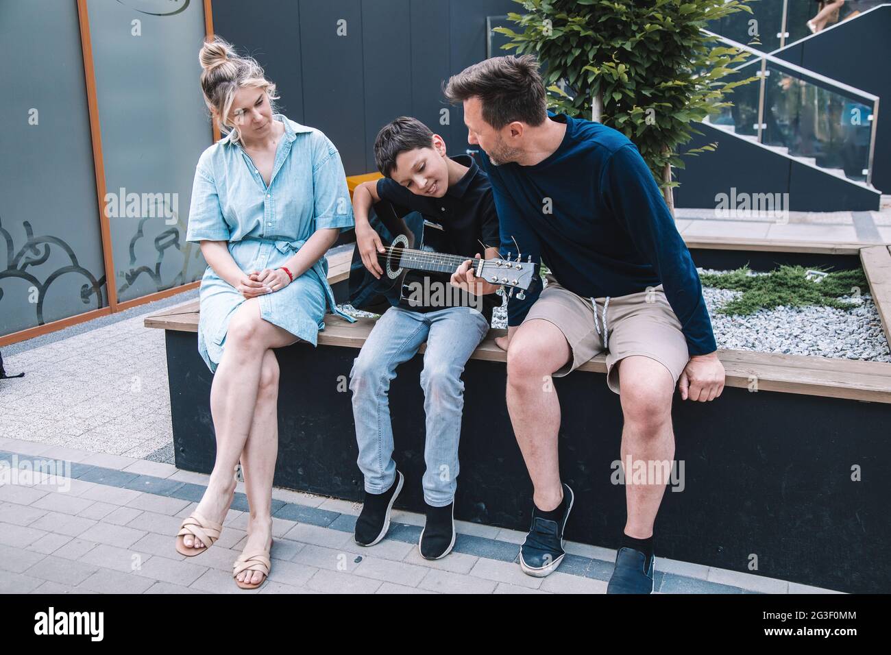 Dad day off hi-res stock photography and images - Alamy