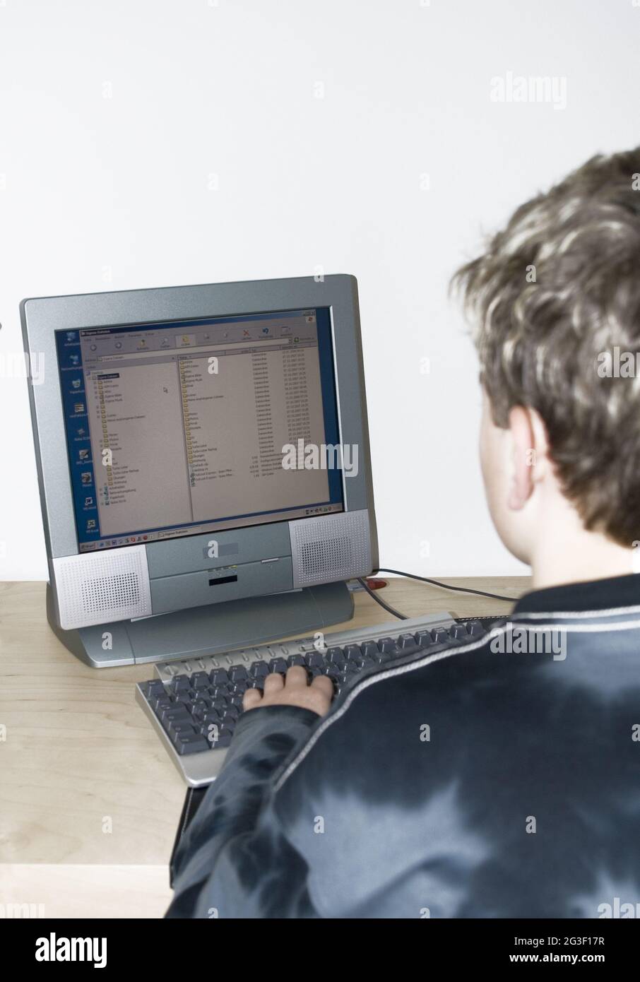 Computer users hi-res stock photography and images - Alamy