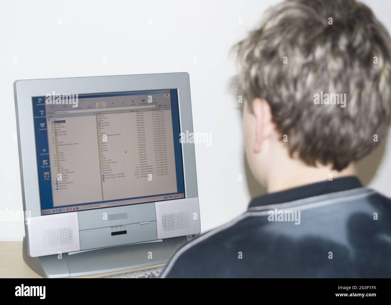 Computer users hi-res stock photography and images - Alamy