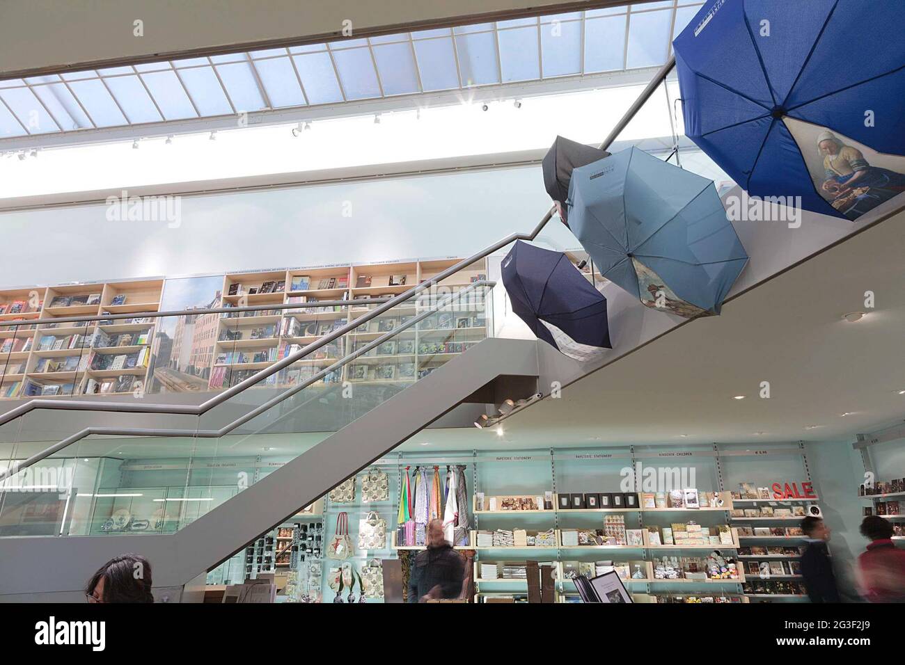 Museum shop with circulation in the Philips wing; Philips wing for ...