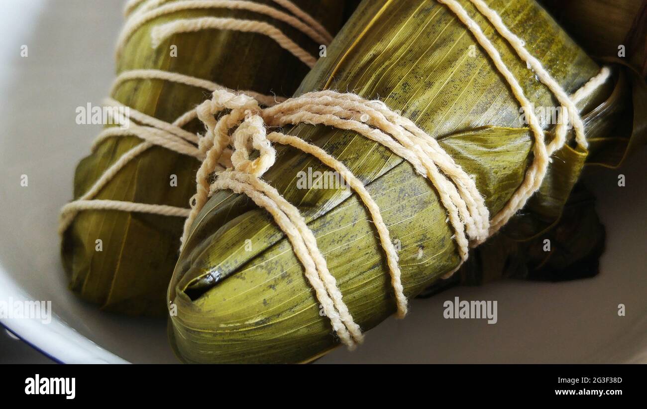 Traditional Chinese food zongzi Stock Photo - Alamy