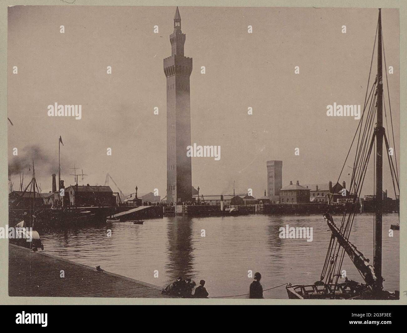 Harbor scene anchored ships hi-res stock photography and images - Alamy