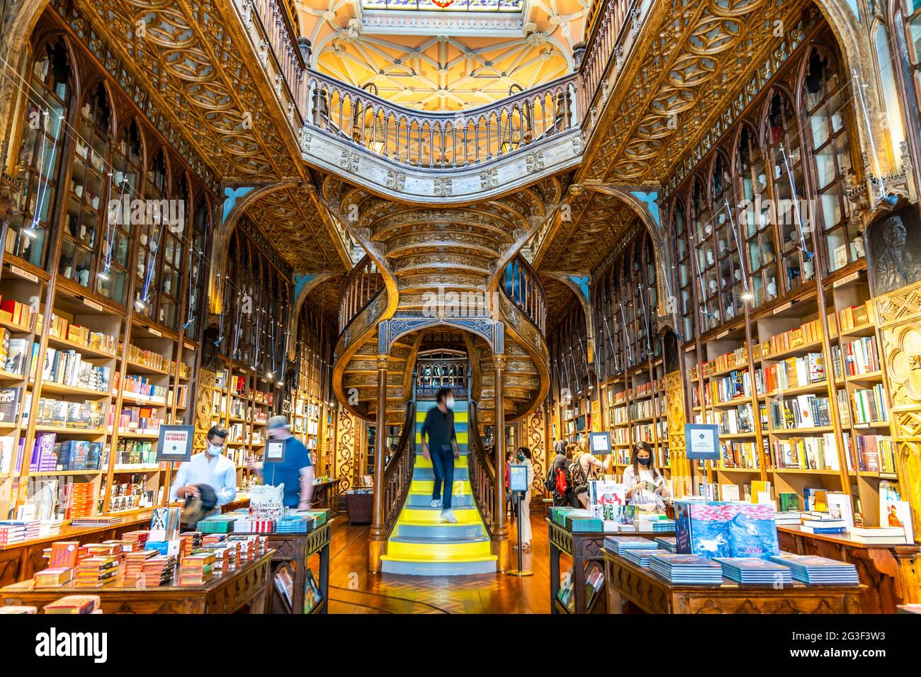 Lello bookstore staircase hi-res stock photography and images - Alamy