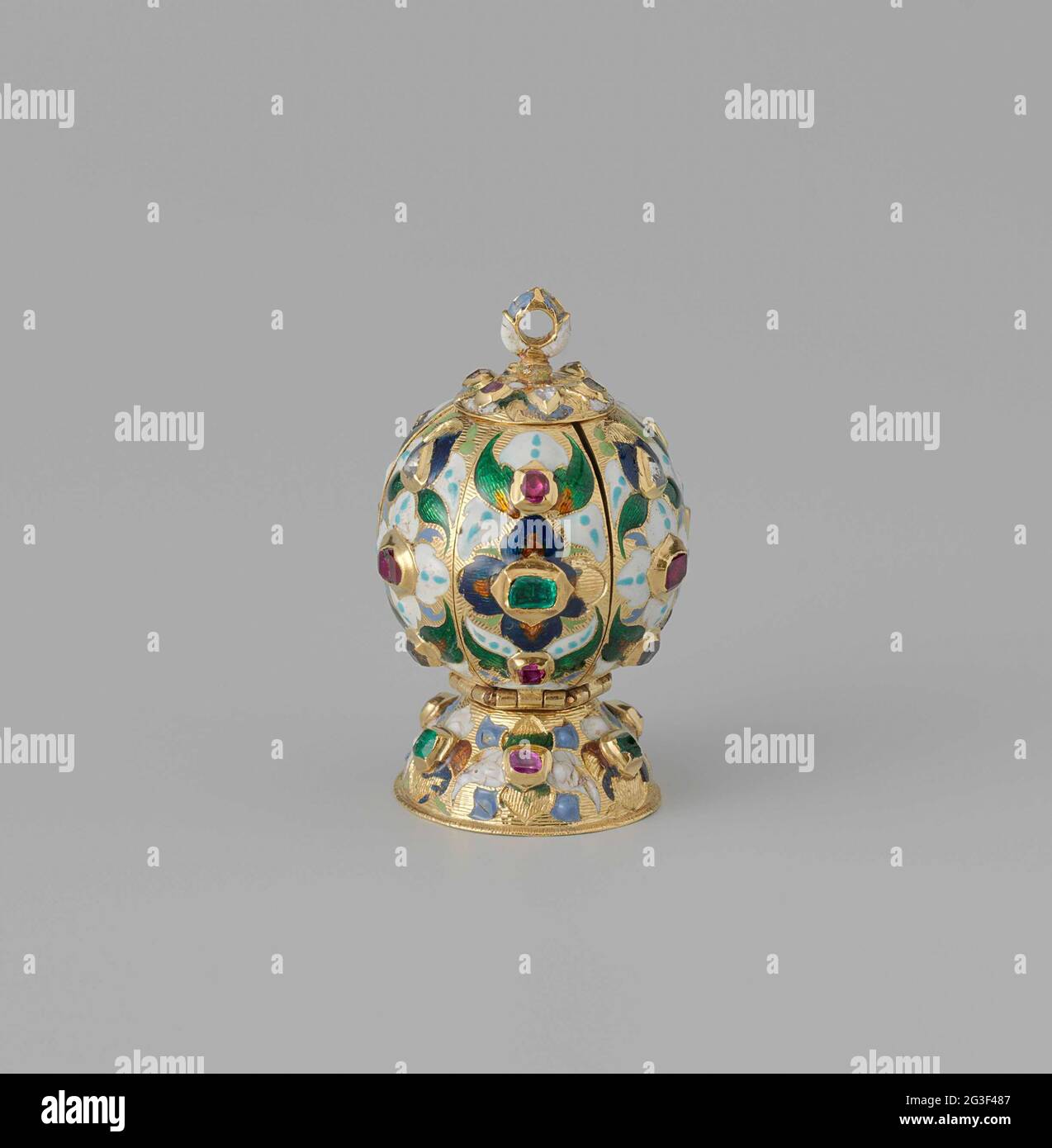 Pomander 16th century hi-res stock photography and images - Alamy