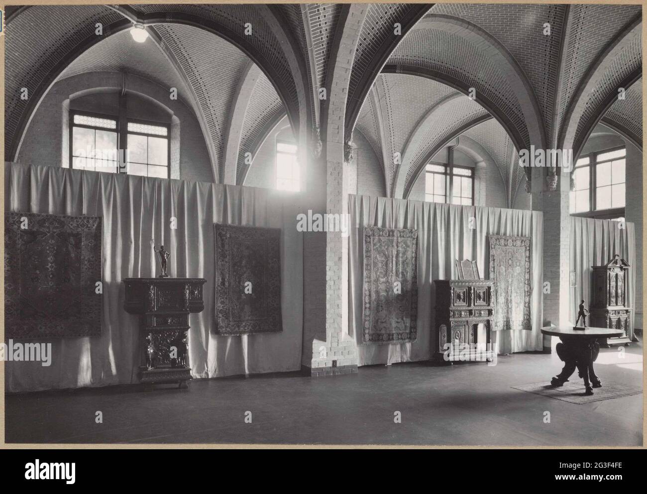 Room with carpets and cabinets for a fabric coated in between ...