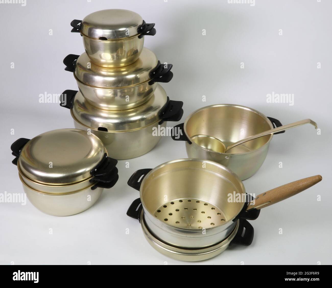1960s cookers hi-res stock photography and images - Alamy