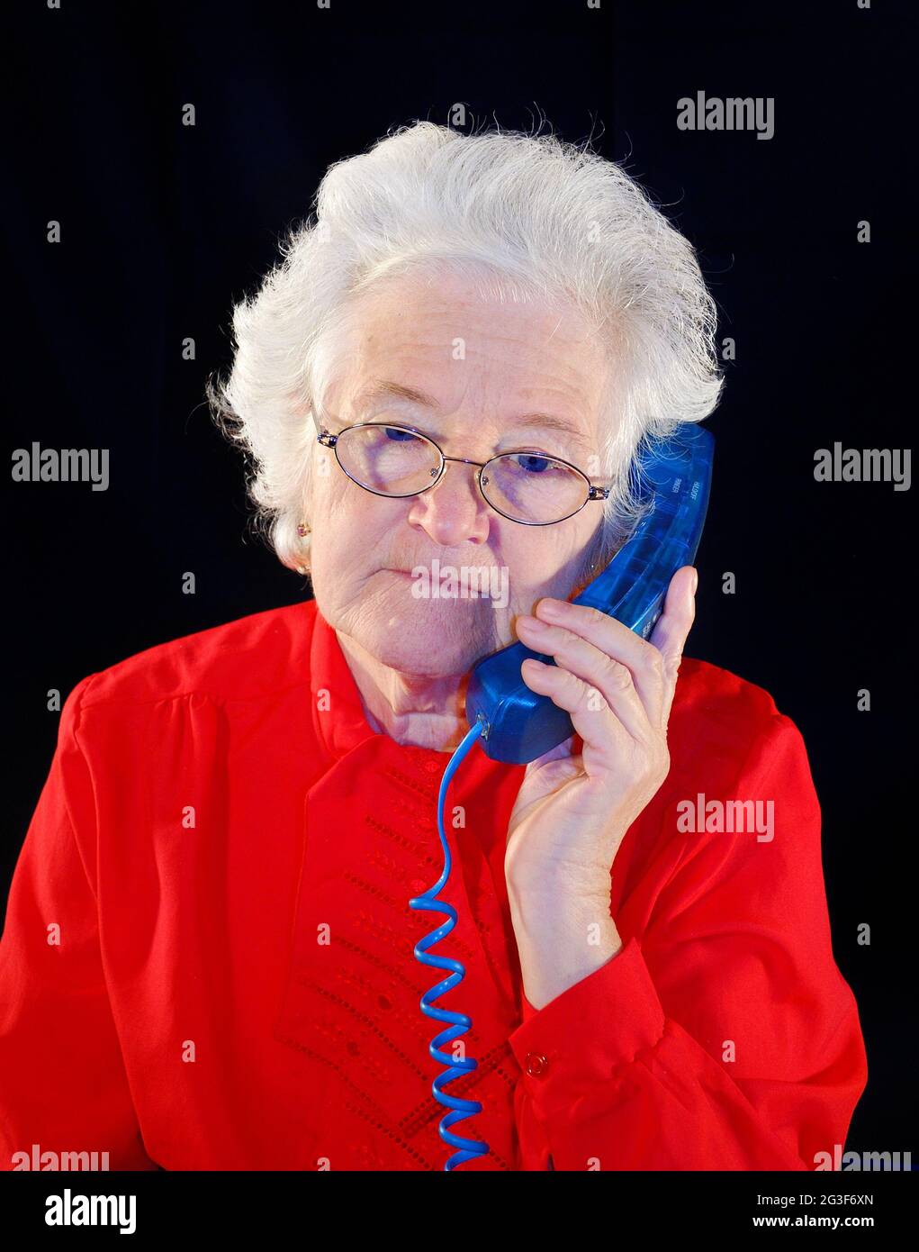 Portrait Of Elderly Woman Stock Photo Alamy portrait-of-elderly-woman-stock-photo-alamy