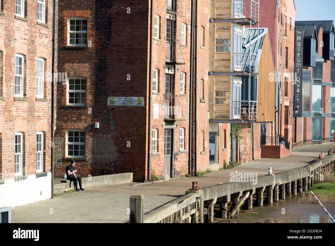 Hull old town hi-res stock photography and images - Alamy