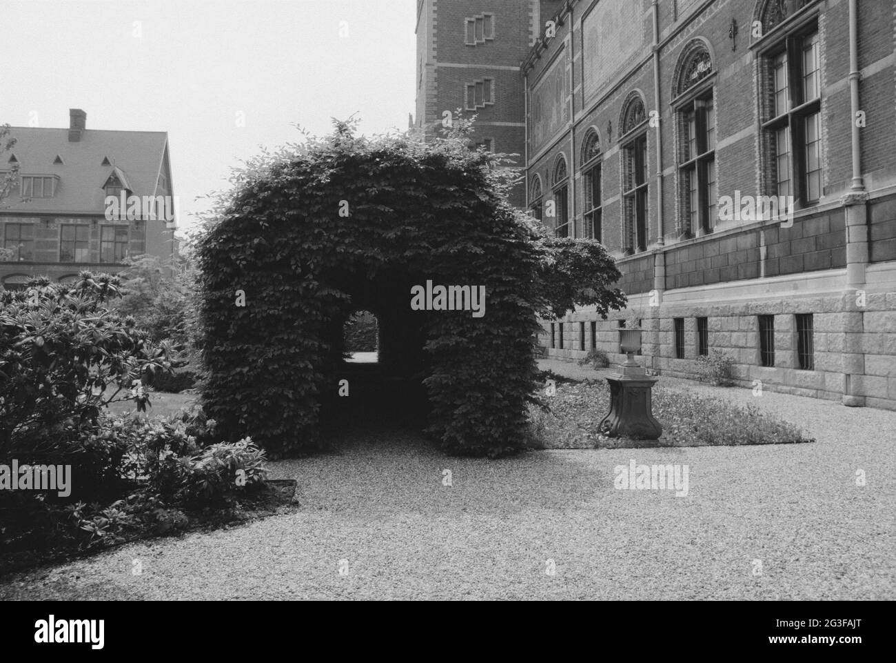 Summer 1990 Black and White Stock Photos & Images - Alamy