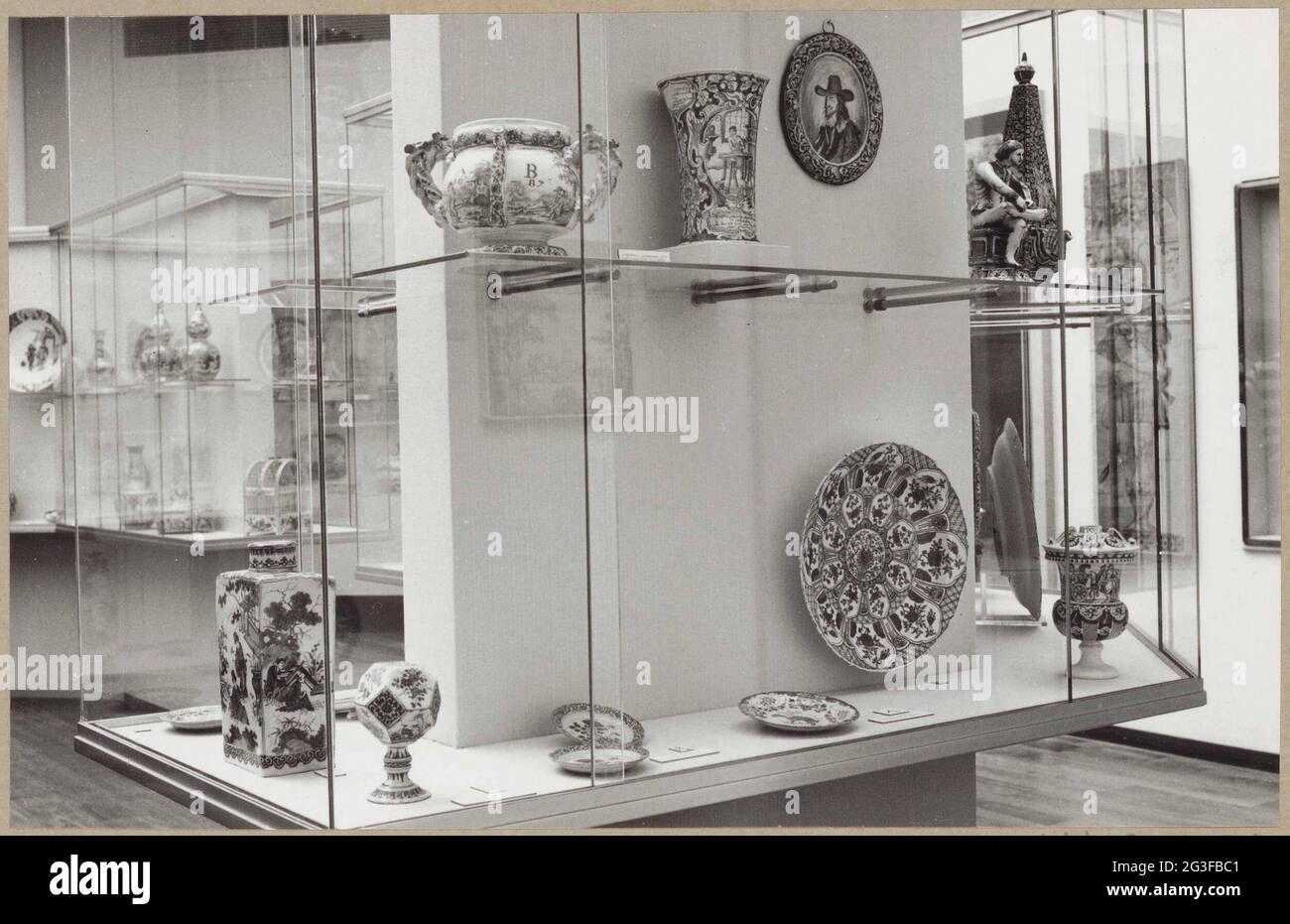 Showcases with objects of ceramics; Halls of crafts 1962. Room 255 is ...