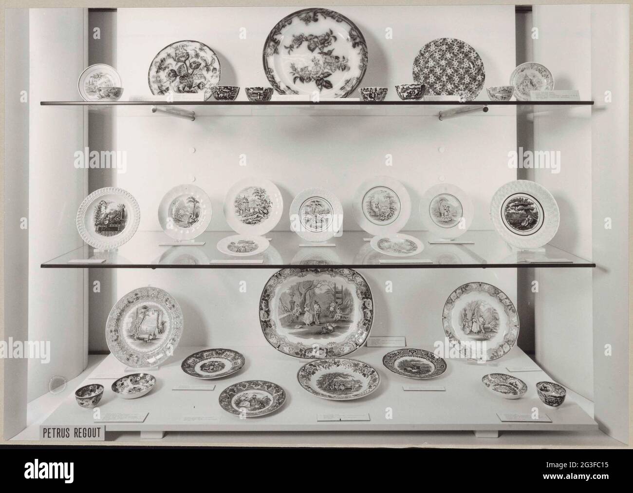 Showcase with three-storey crockery of Petrus Regout; Maastrichts ...