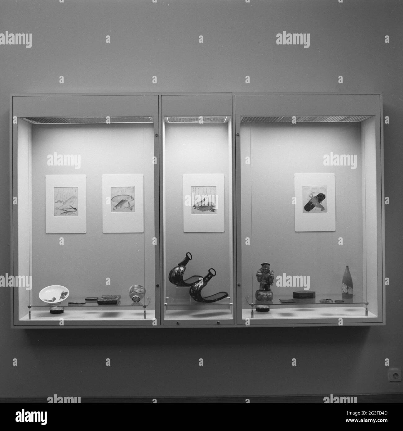 Wall vitrain with various objects; Surimono setups in new showcases ...