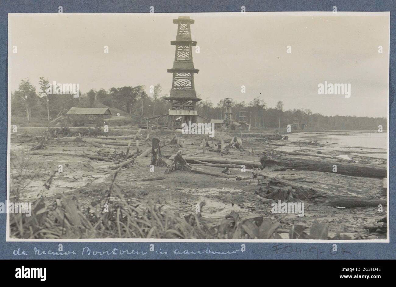 Derrick Under construction in Bissed Forest in Pangkalansusu on Sumatra ...