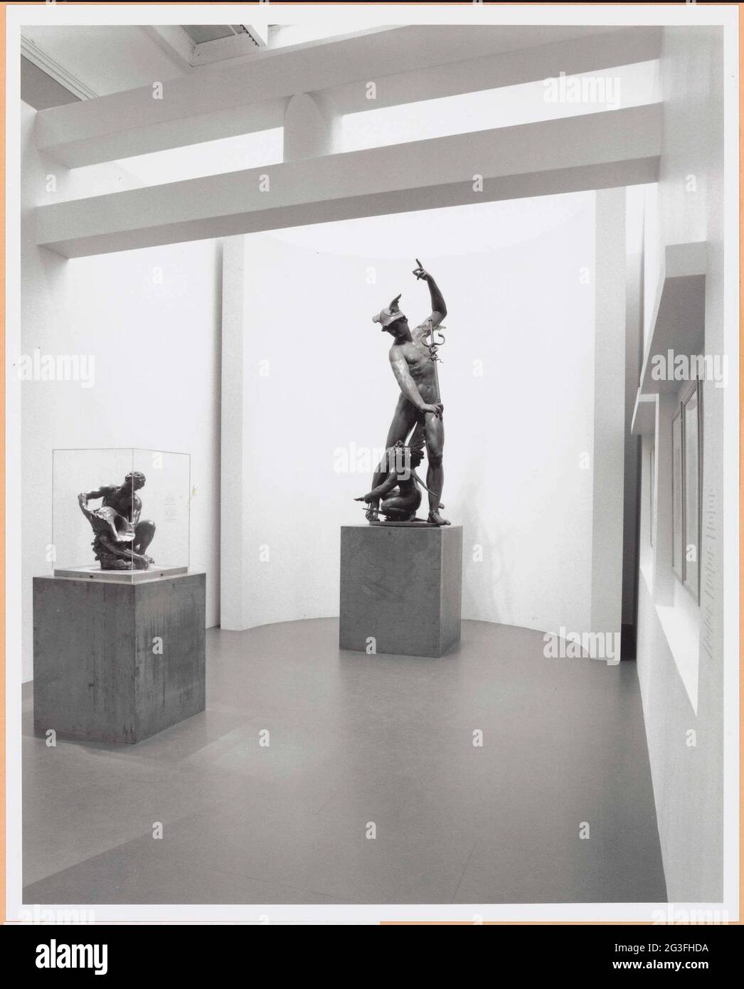Flow god in a vitrine and mercury and amor for a semicircular wall ...