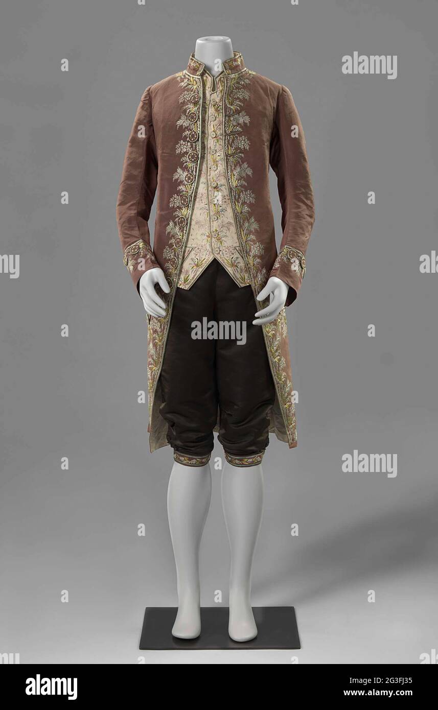 Skirt from purple rip silk, decorated with embroidered spreading motifs ...