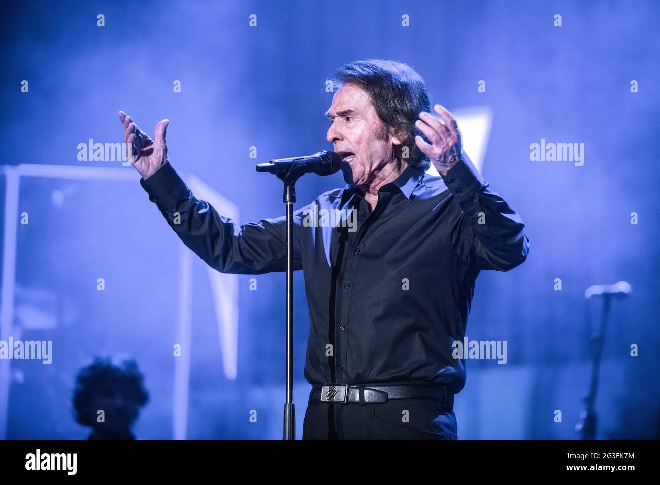 Cantante de raphael hi-res stock photography and images - Alamy