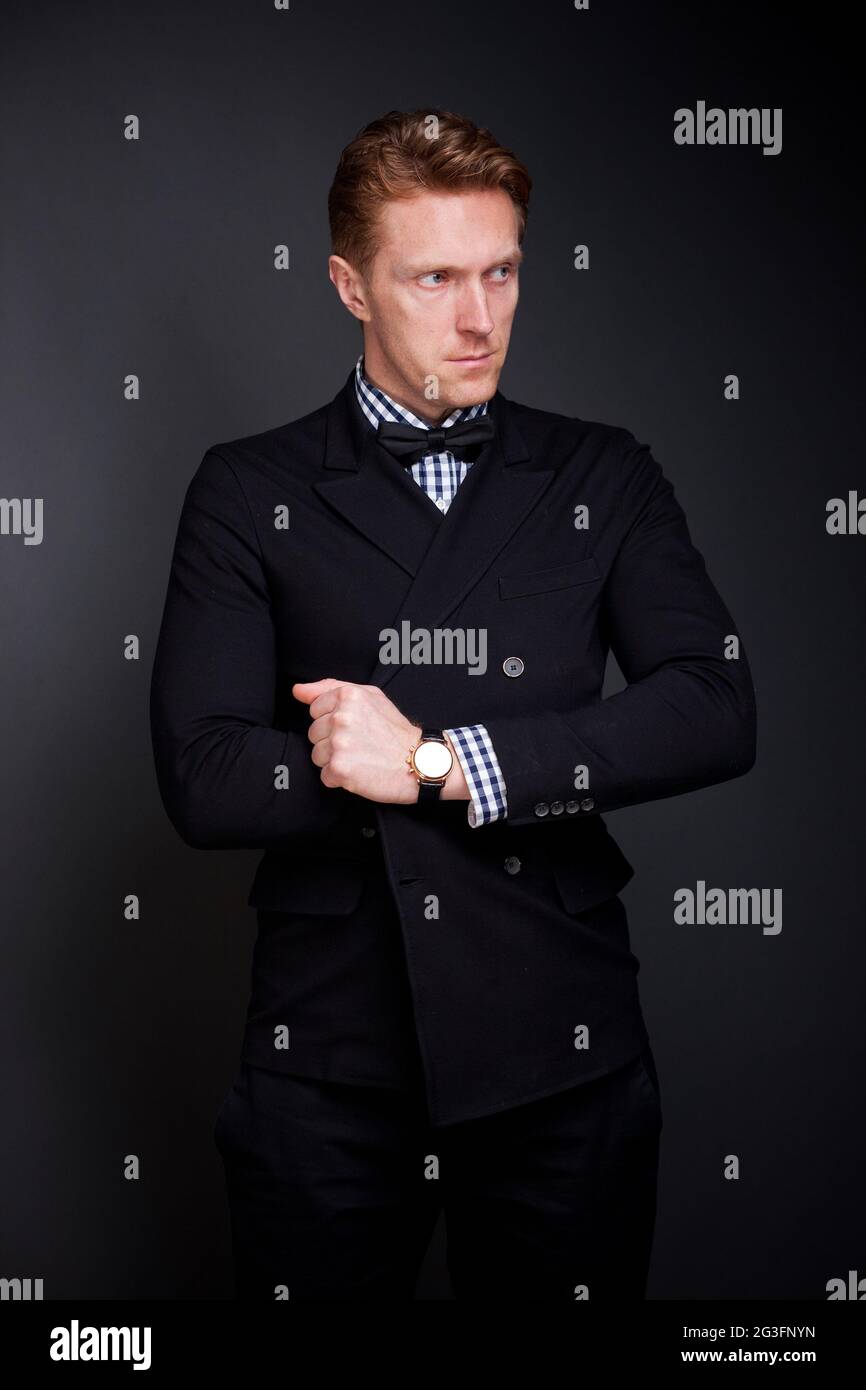 Elegant man in a suit Stock Photo - Alamy