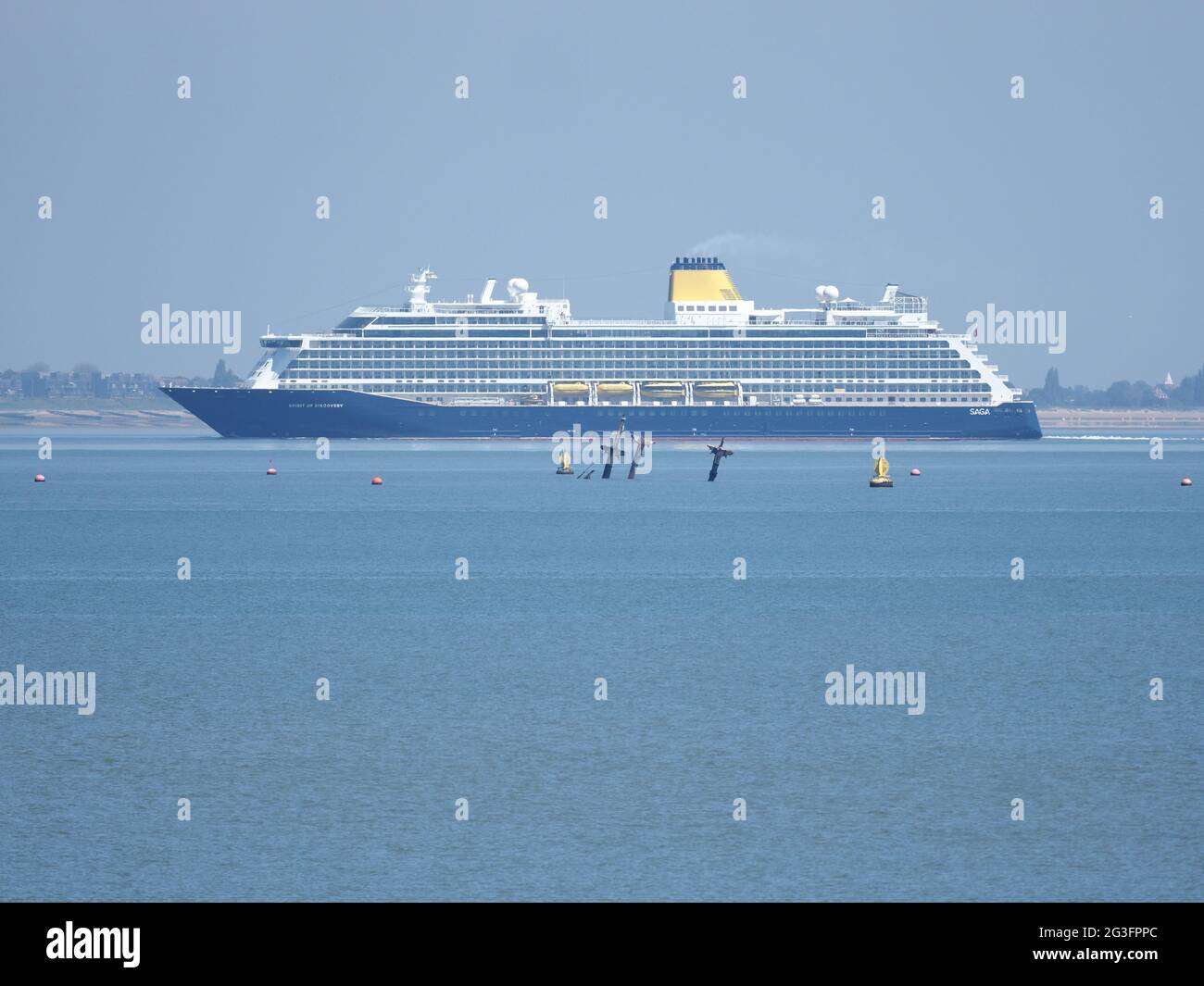 Ss discovery ship hi-res stock photography and images - Alamy