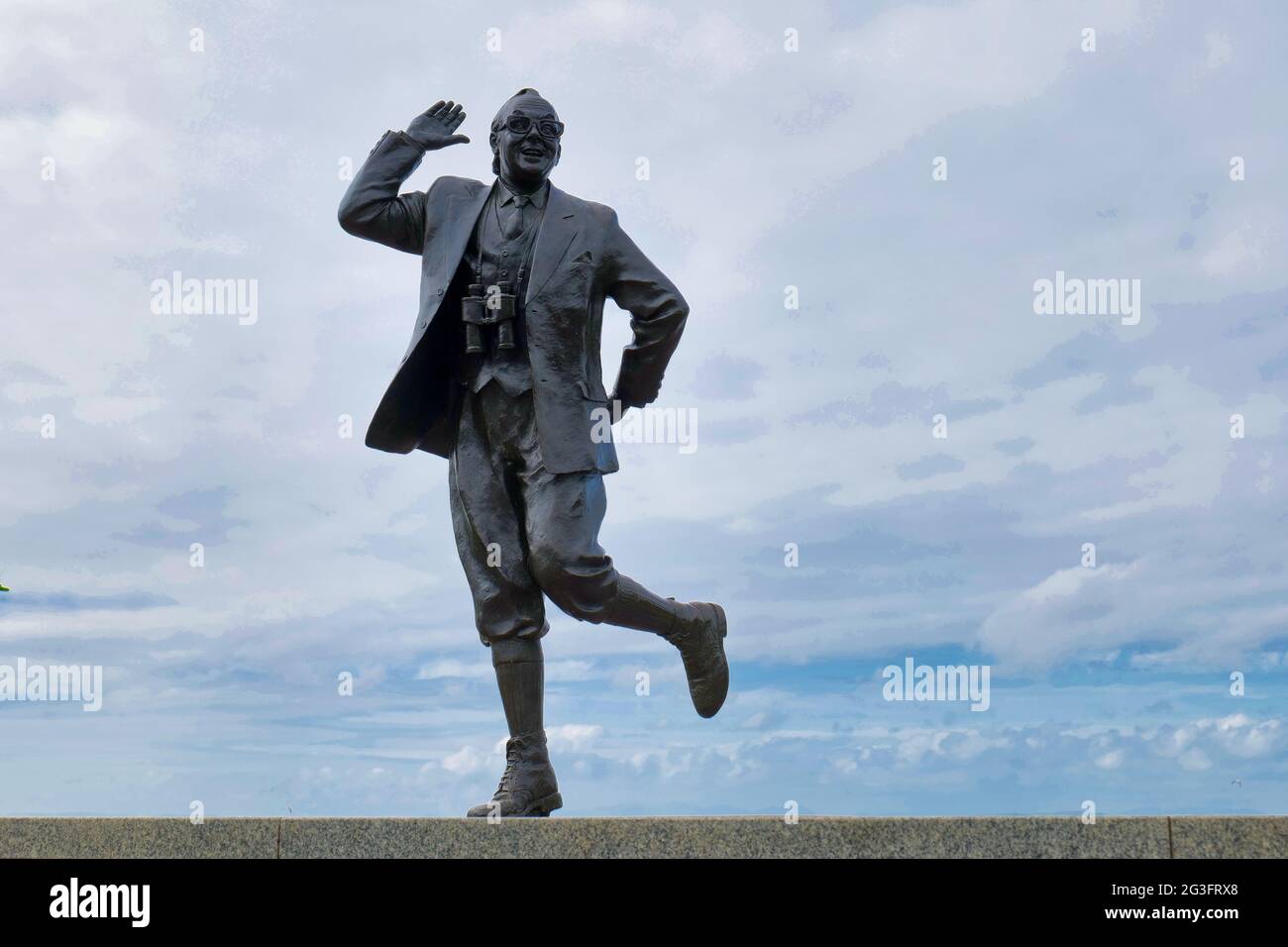 Statue of Eric Morecambe Stock Photo - Alamy