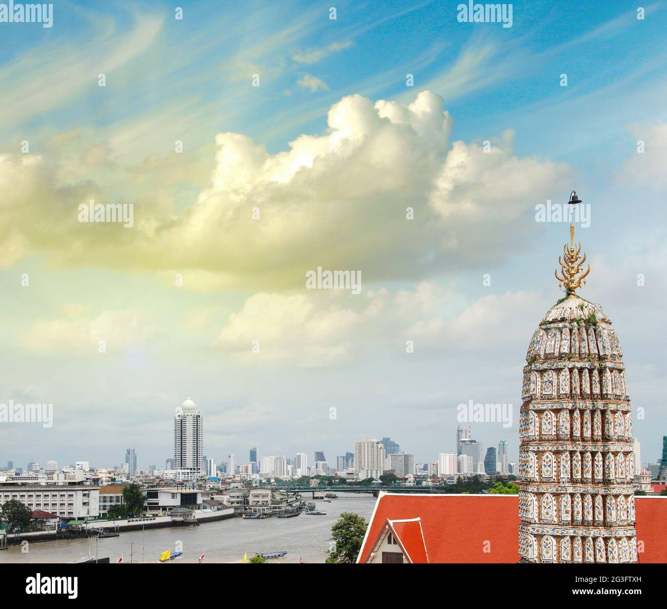 Bangkok dusk view hi-res stock photography and images - Alamy