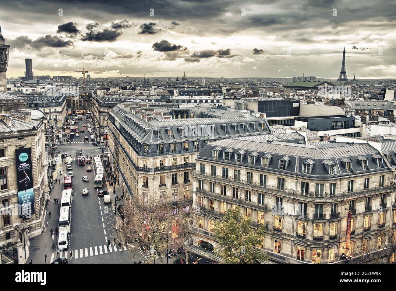 Nov 27 hi-res stock photography and images - Alamy